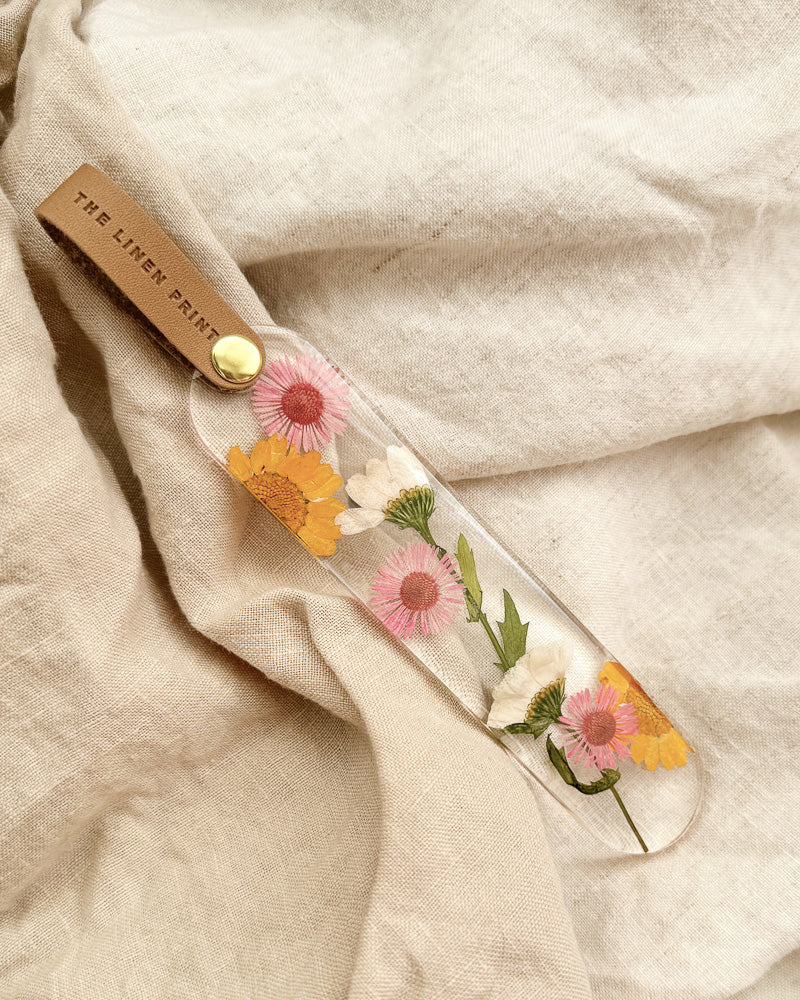 The Bookmark - Flora one – The Linen Print